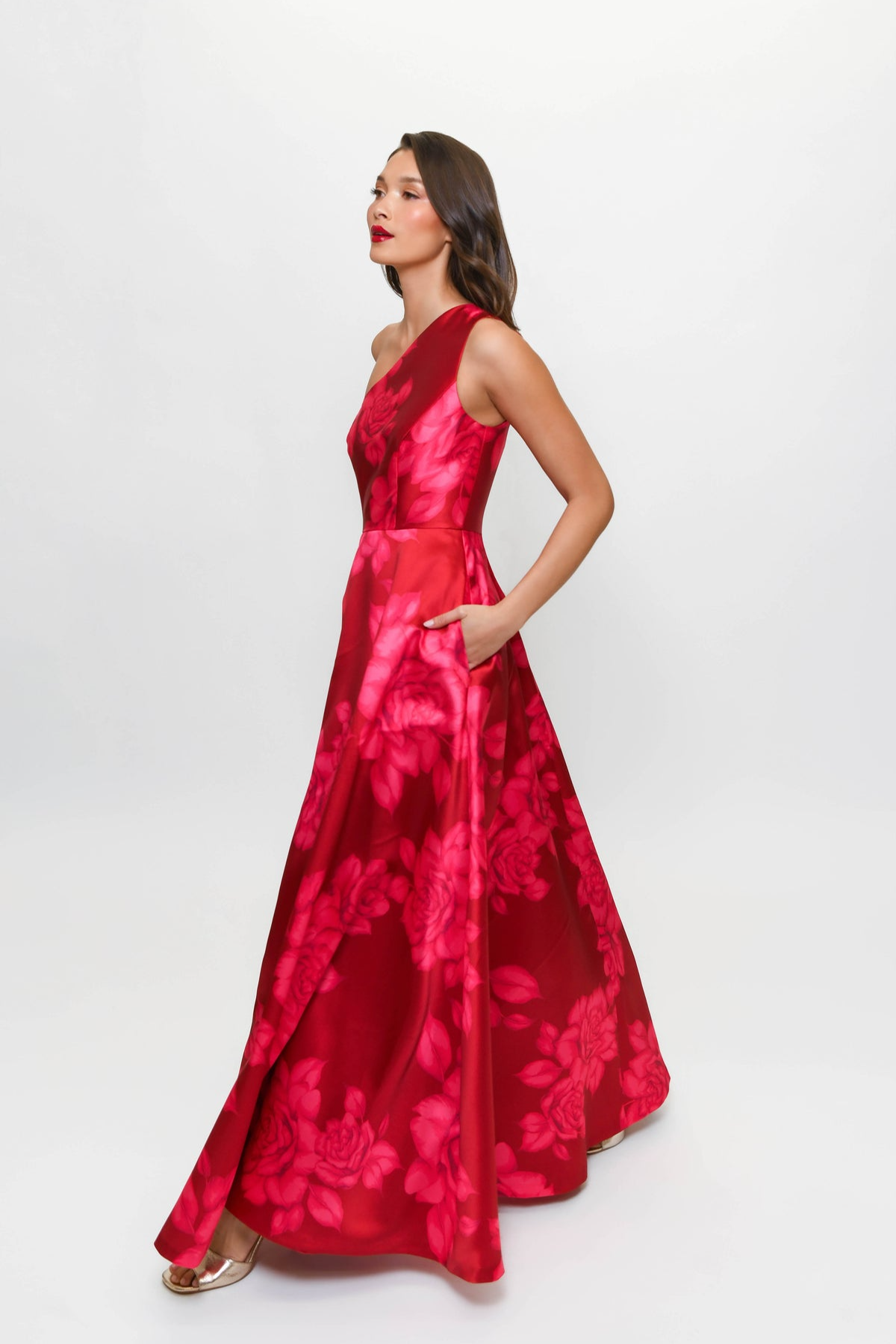 Cassandra Gown – Two Cumberland